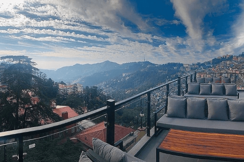 Top 10 Restaurants in Shimla & Manali with Mountain Views