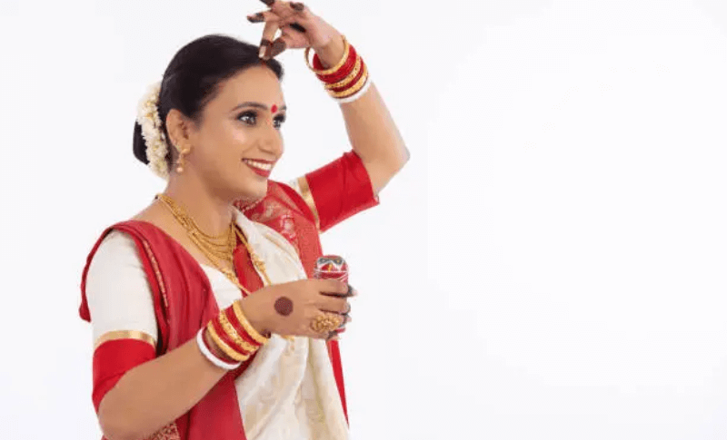 Bengali Fashion Trends 2025: Timeless Heritage & Modern Style