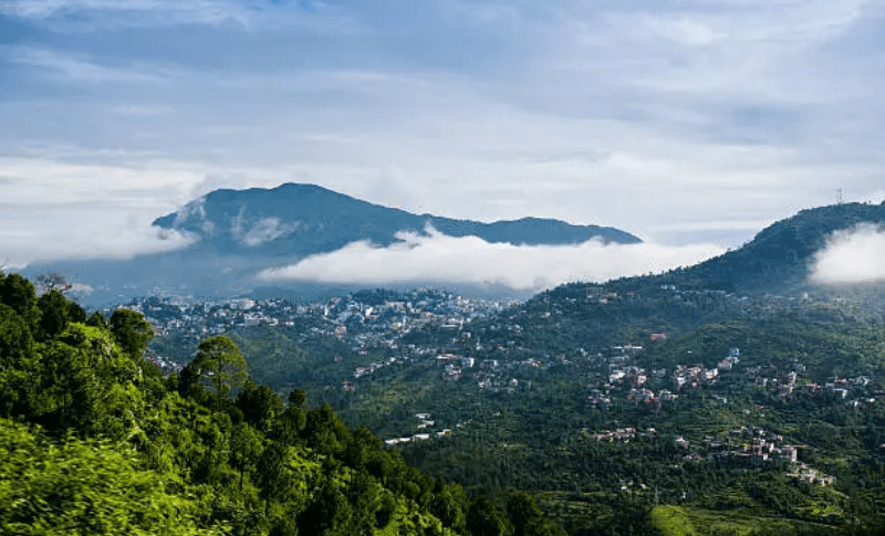 15 Best Hill Stations Near Delhi – Weekend Getaways 2025