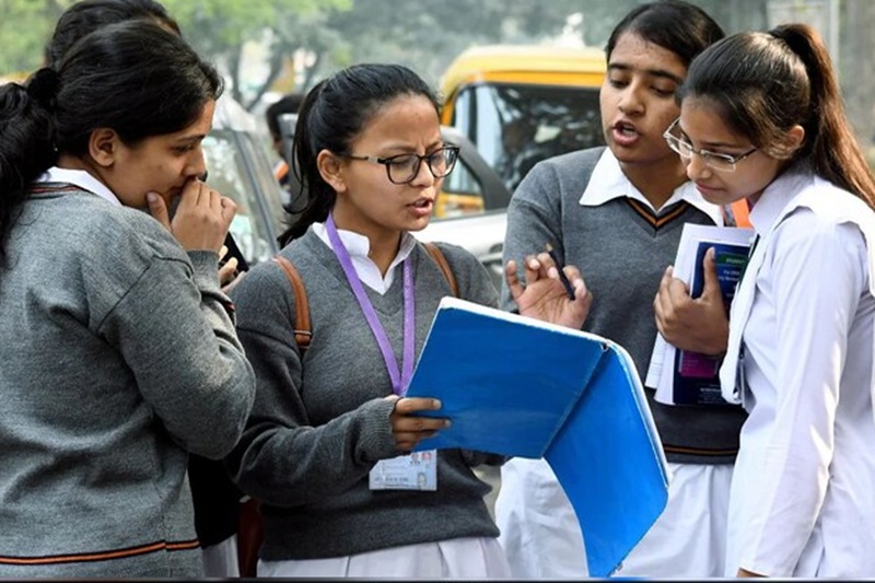 CBSE 12th Revaluation 2026: Apply Online, Fees & Last Date